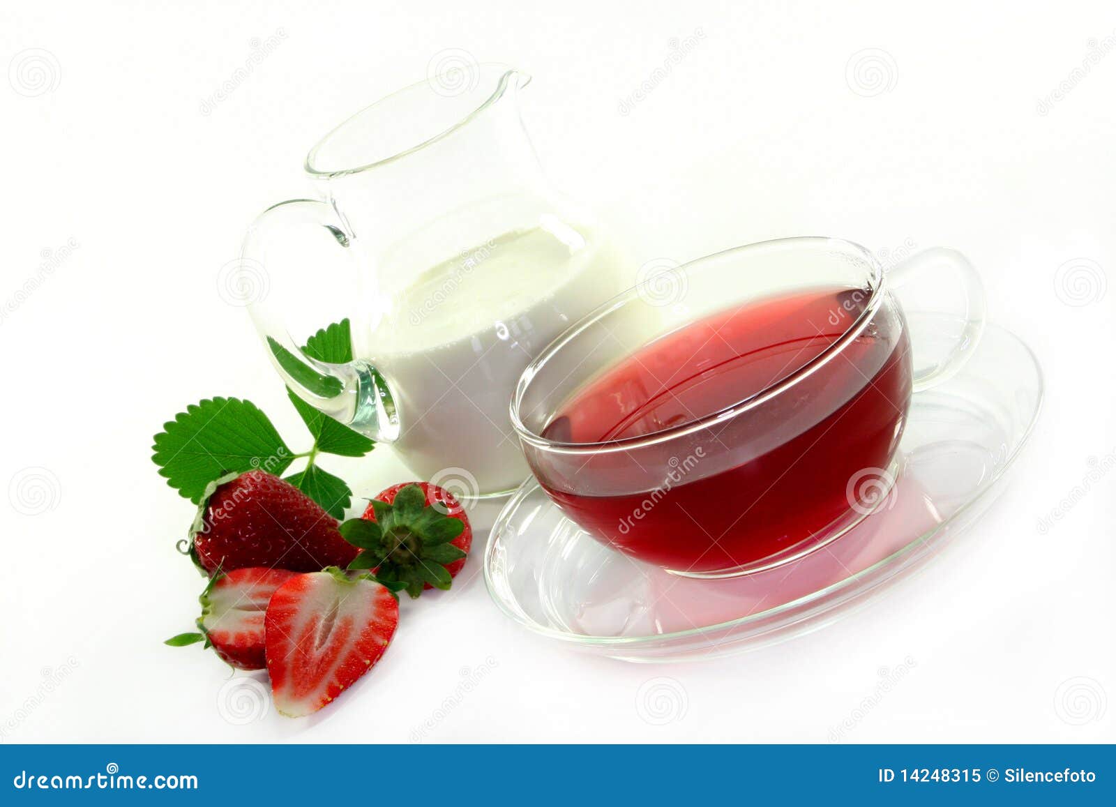 Cream - strawberry - Tea stock image. Image of medicinal - 14248315