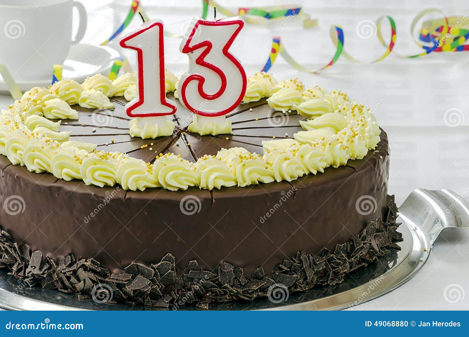 Number 13 Birthday Cake