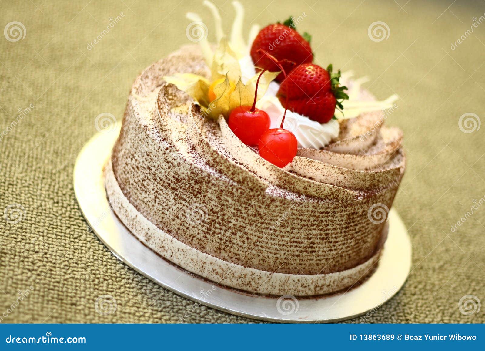 Creamy Chocolate Cake stock image. Image of cream, cook - 13863689