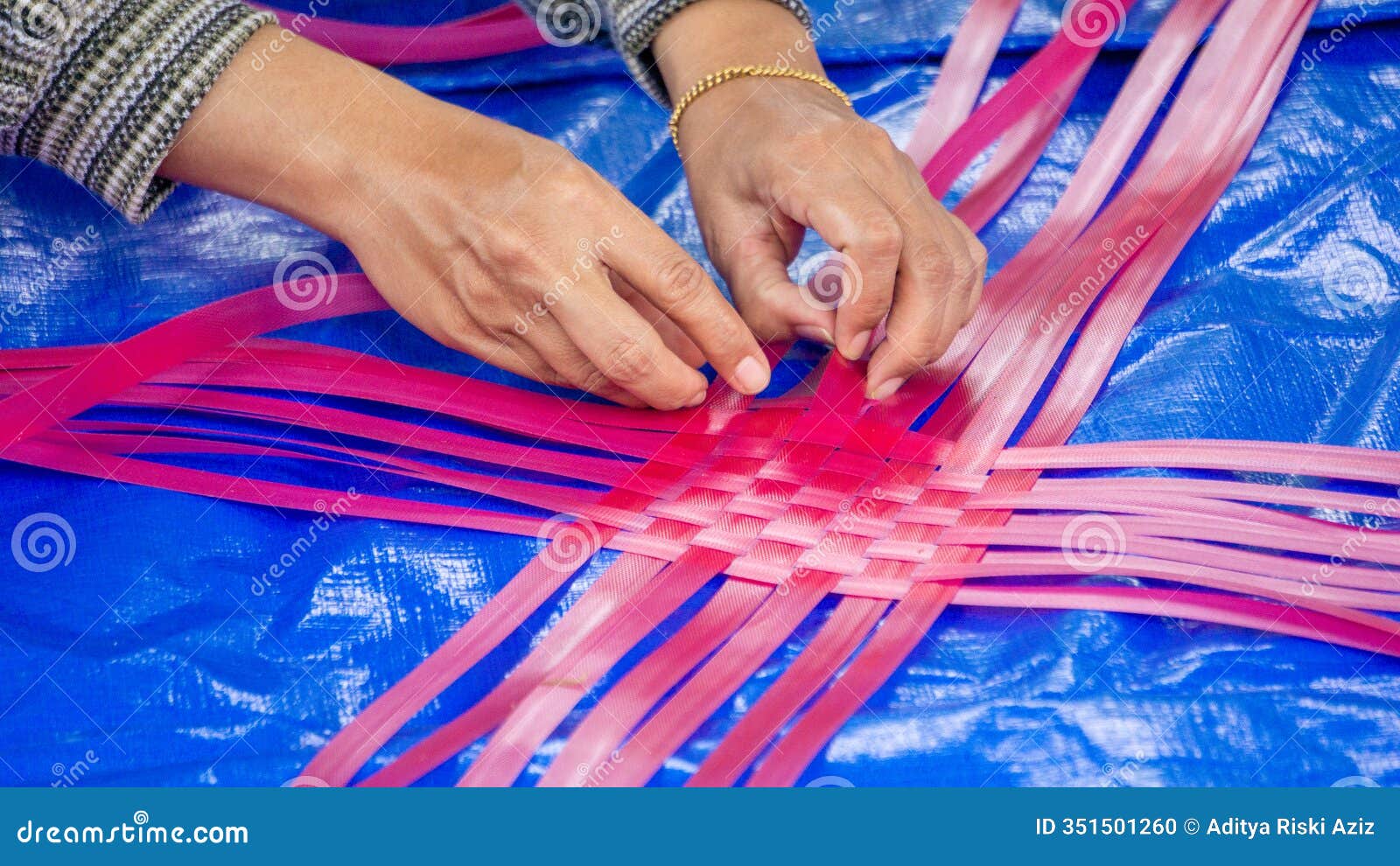 Create Bags from Woven Plastic. Activities To Reduce Plastic Waste ...