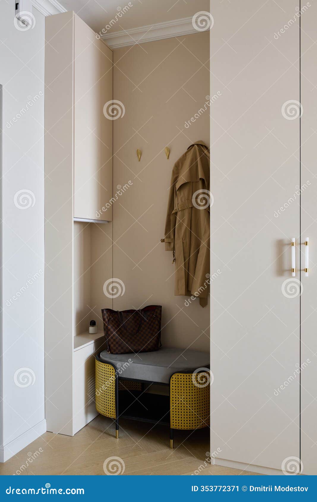 Create a Cozy Entryway Design Featuring Modern Storage Solutions for ...