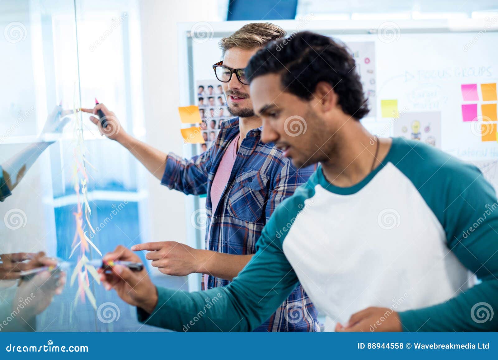 Creative Business Team Writing on the Sticky Notes Stock Photo - Image ...