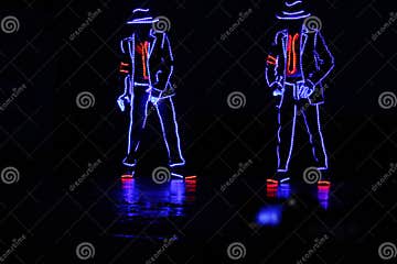 Creative dance with lights editorial image. Image of music - 103665790