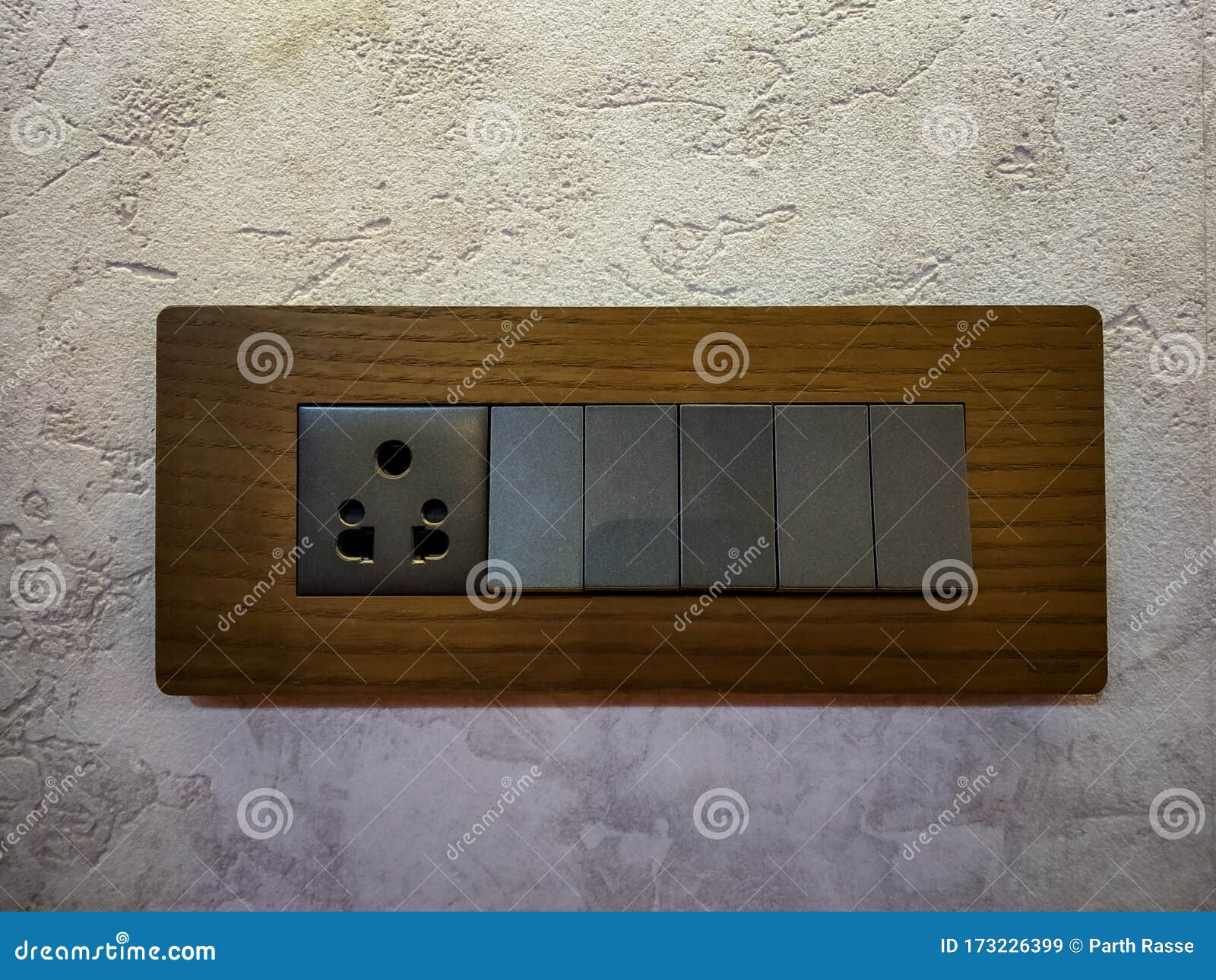 Creative Design Concepts and Patterns for Electrical Switch Boards ...