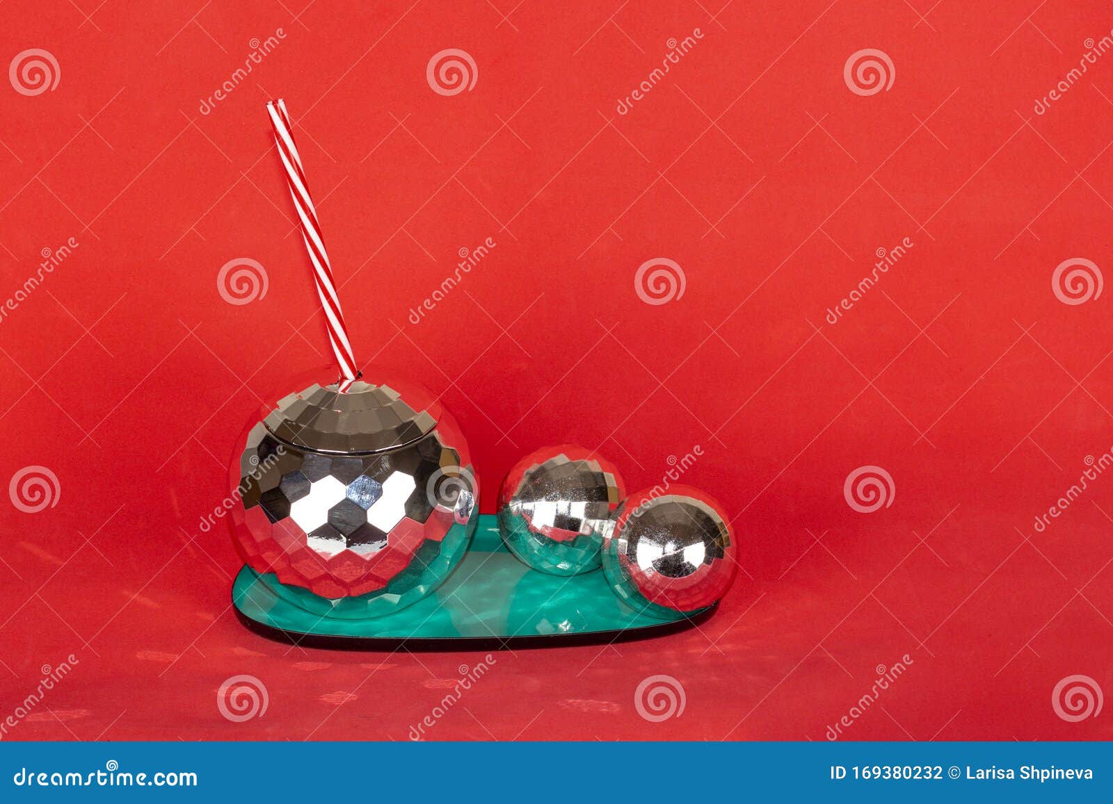 Creative Disco Cocktail Shaped Ball Cup and Straw, Decorative Bubbles ...