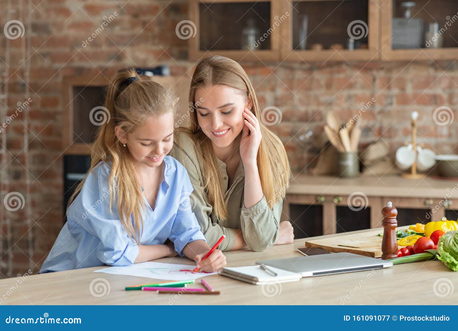 Creative Mommy and Daughter Painting in Kitchen Stock Image - Image of ...