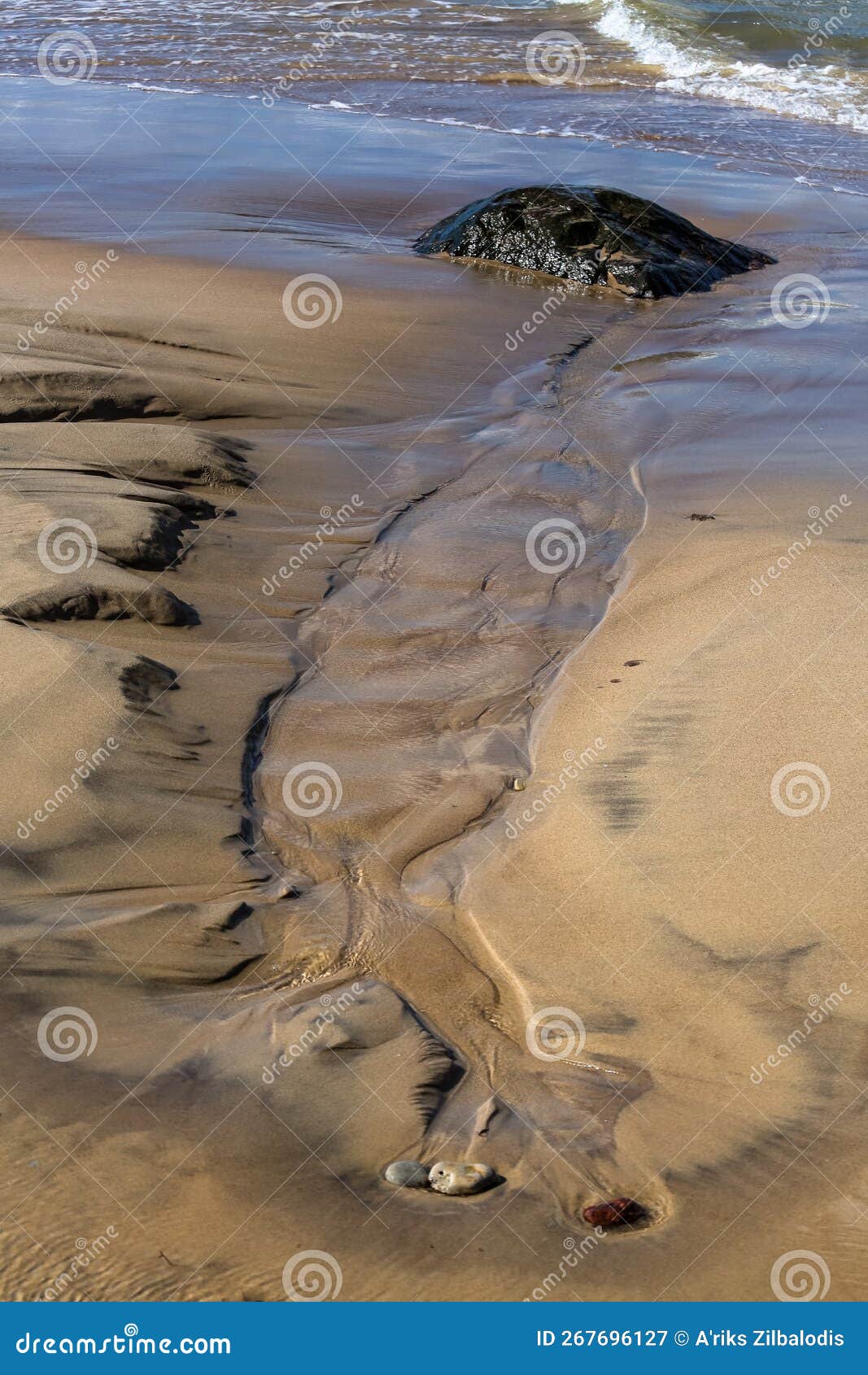 Creative Patterns and Signs in Beach Sand Stock Image - Image of gray ...