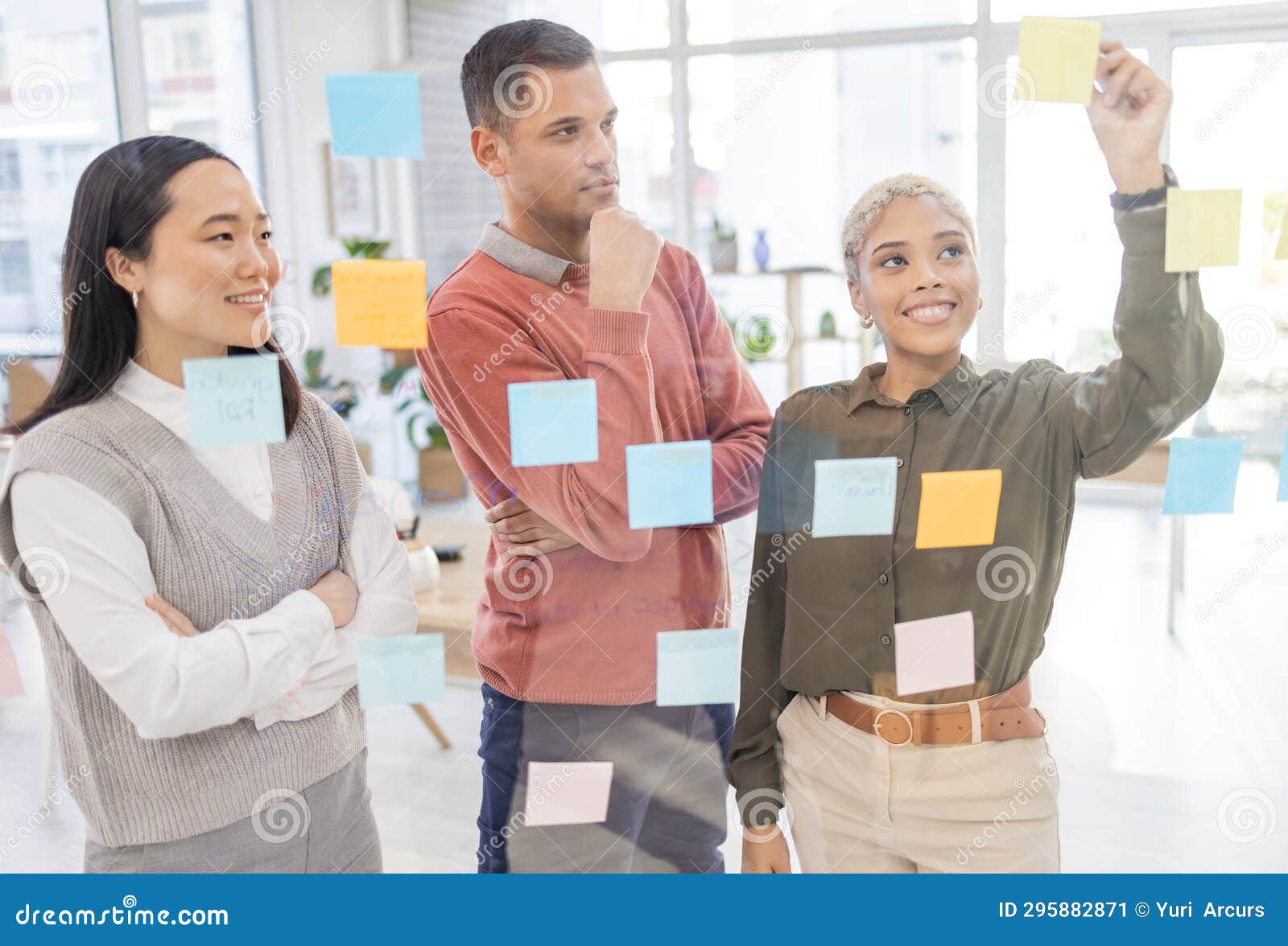 Creative People, Planning and Thinking for Schedule, Team Strategy or ...