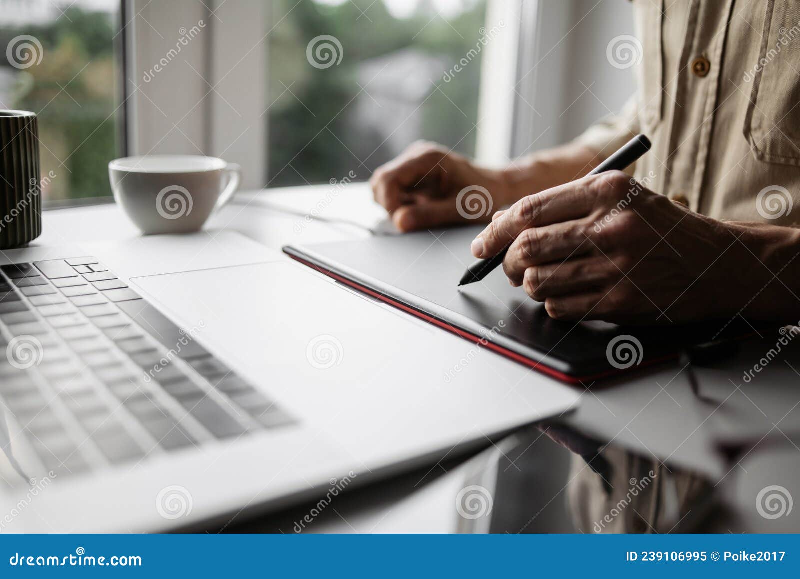 Creative Professional Drawing on Graphics Pen Tablet Using Laptop ...