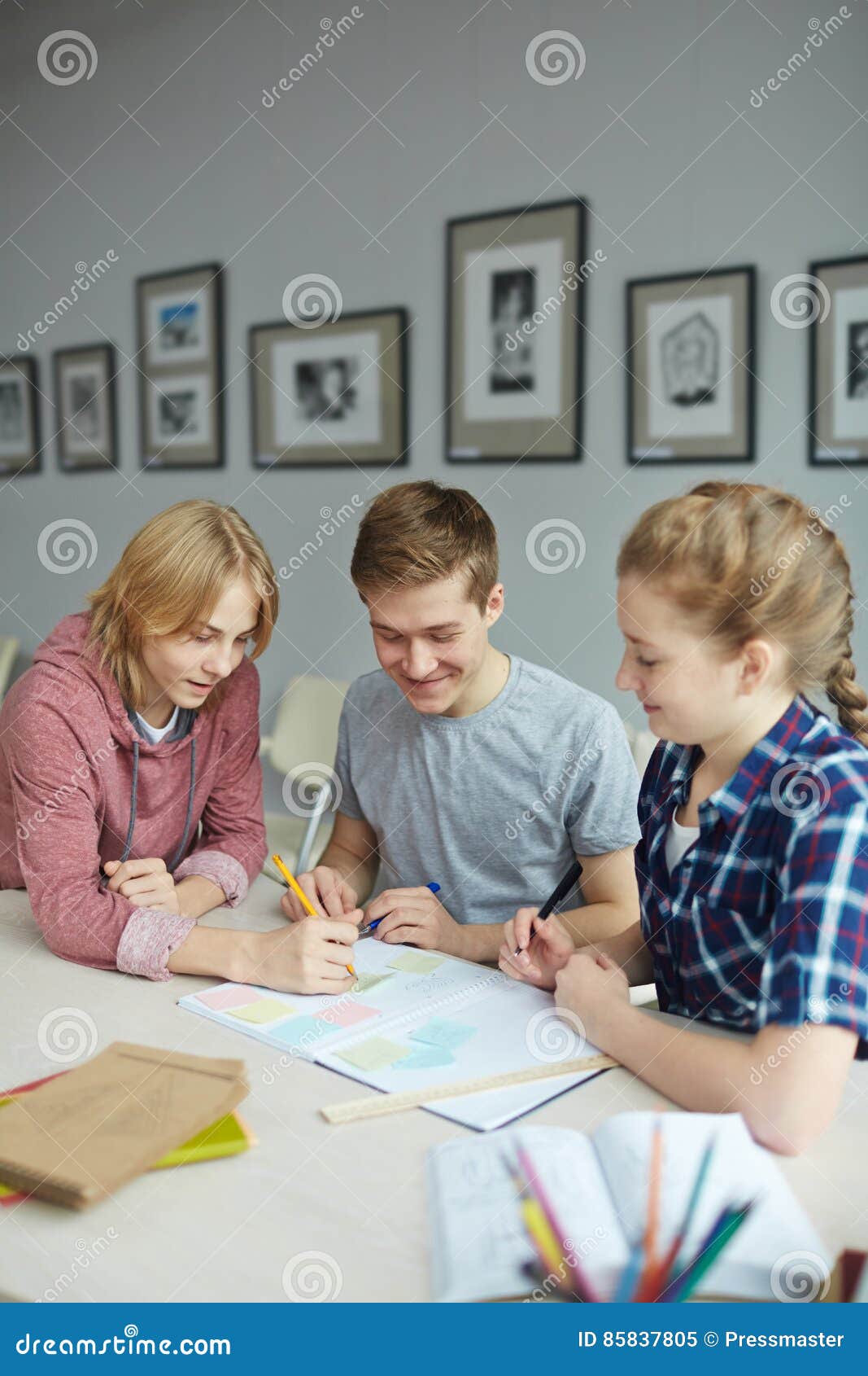 Creative students stock image. Image of group, notepaper - 85837805