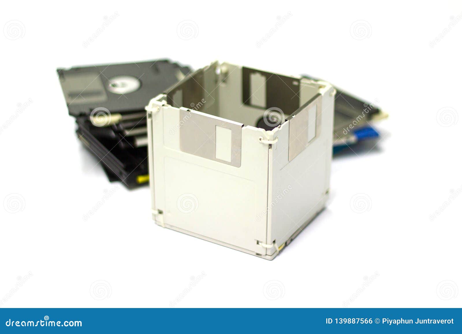 Creative Uses for the Obsolete Floppy Disk - Developing a Box for Use ...