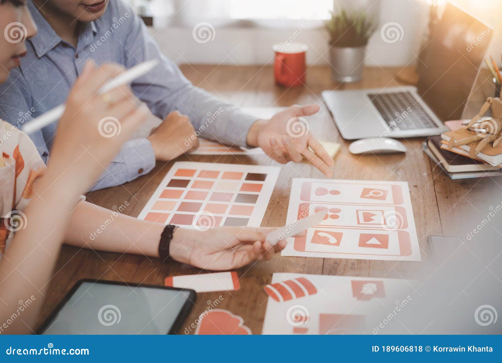 Creative UX UI Designer Teamworks Discussion on Mobile Template Design ...