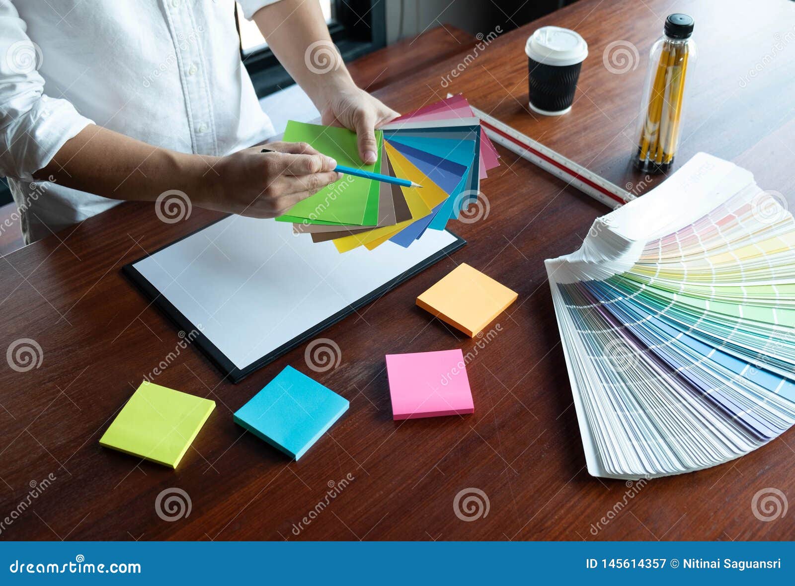 Creative Work on Color Beautiful Colors, Various Colors, Color Tones ...