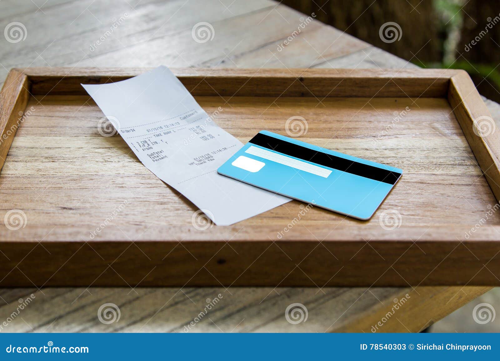Credit Card and Bill Placed in Tray for Payment Stock Image - Image of ...