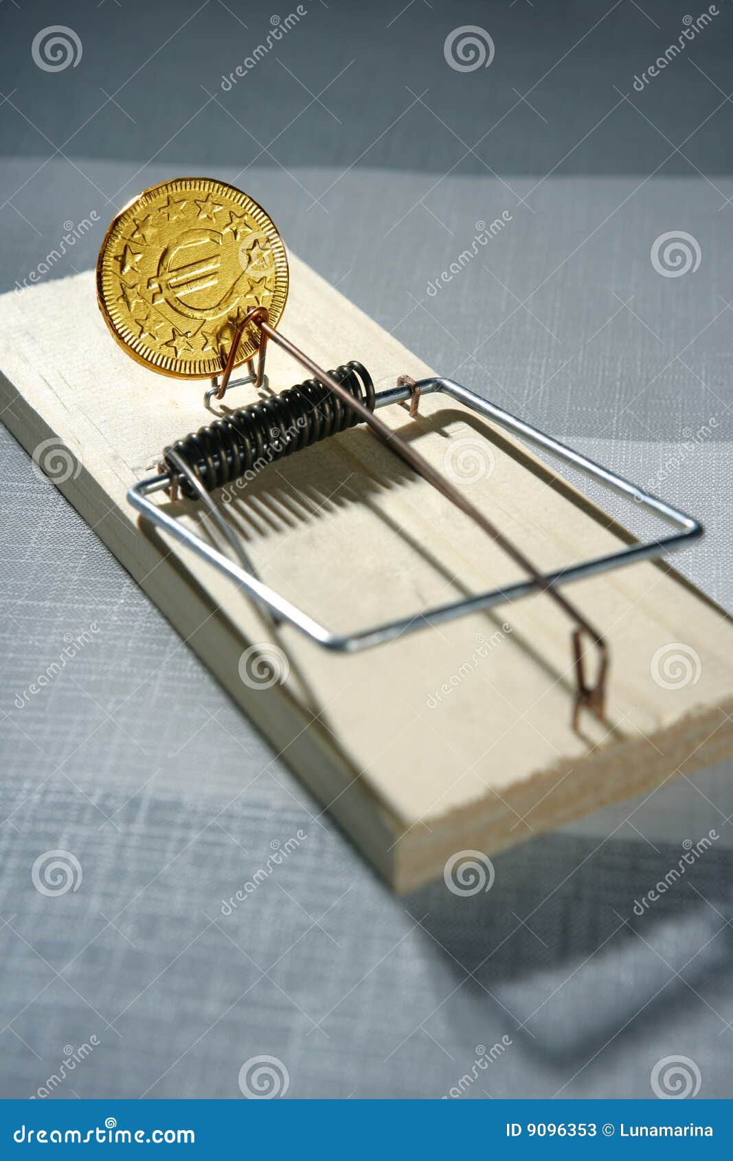 Credit Money Is A Mouse Trap Stock Image - Image of mice, euro: 9096353