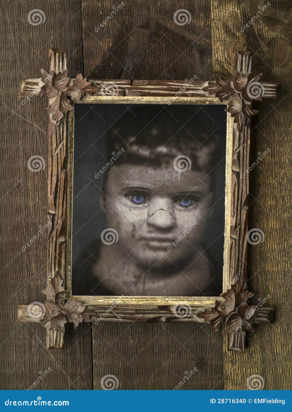 Creepy Halloween Framed Doll Stock Photo - Image of ghoul, mysterious ...