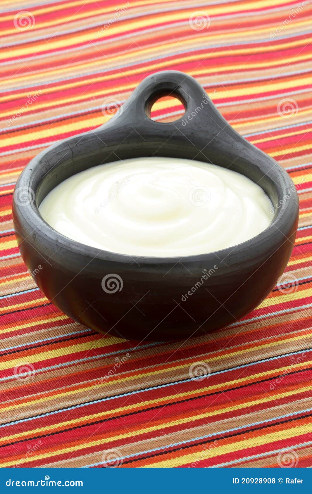 Crema Amarga Deliciosa Fresca Foto de archivo - Imagen de chile, crema ...