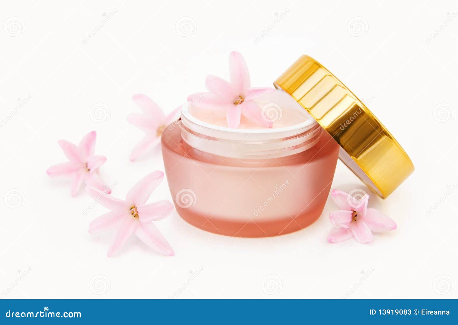 Crema de cara natural imagen de archivo. Imagen de belleza - 13919083