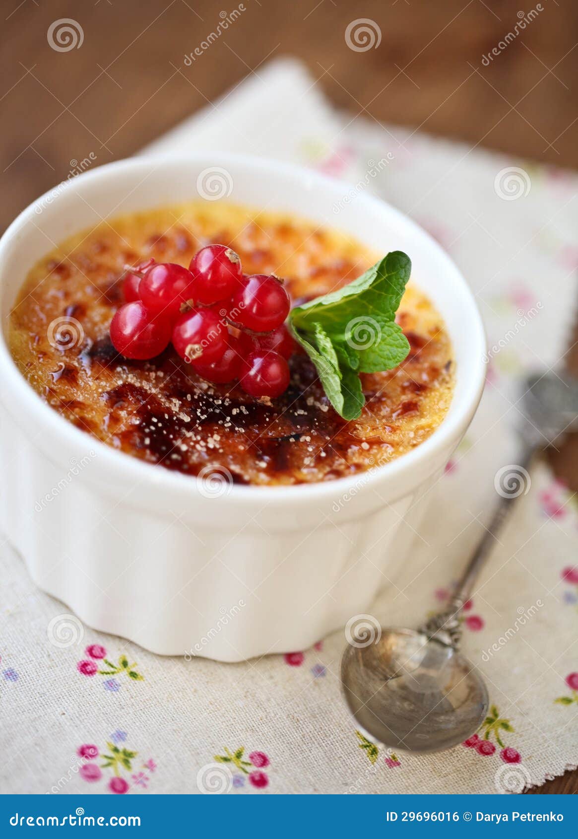 Creme Brulee (cream Brulee, Burnt Cream) Stock Photo - Image of dessert ...