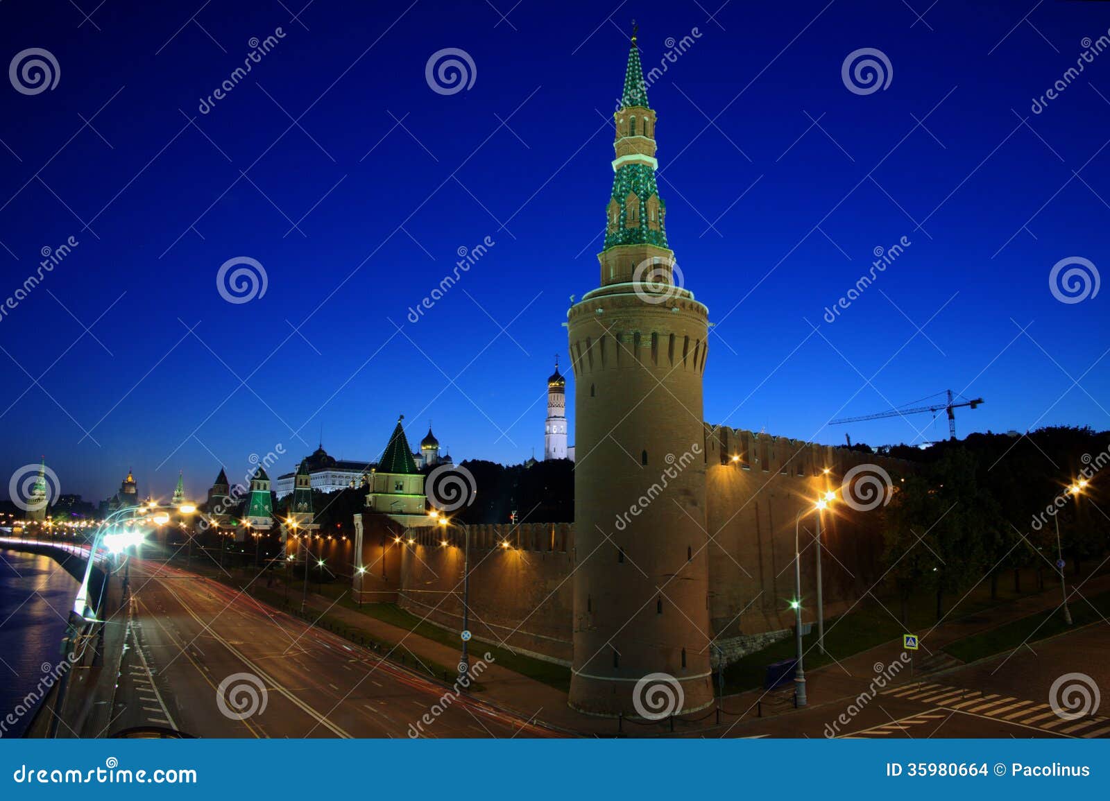 Cremlino stock photo. Image of street, moscow, streetlight - 35980664