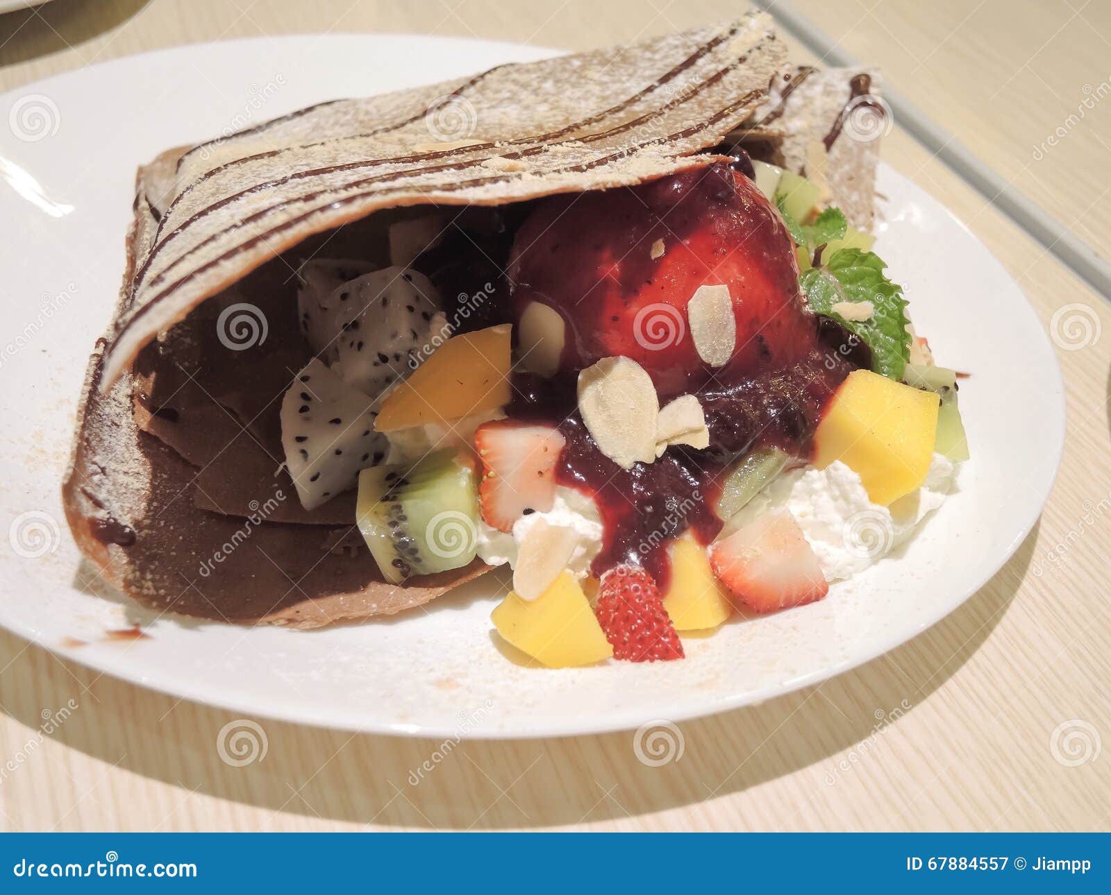 Crepes with Berries. Crepe with Raspberry, Blueberry and Chocolate ...