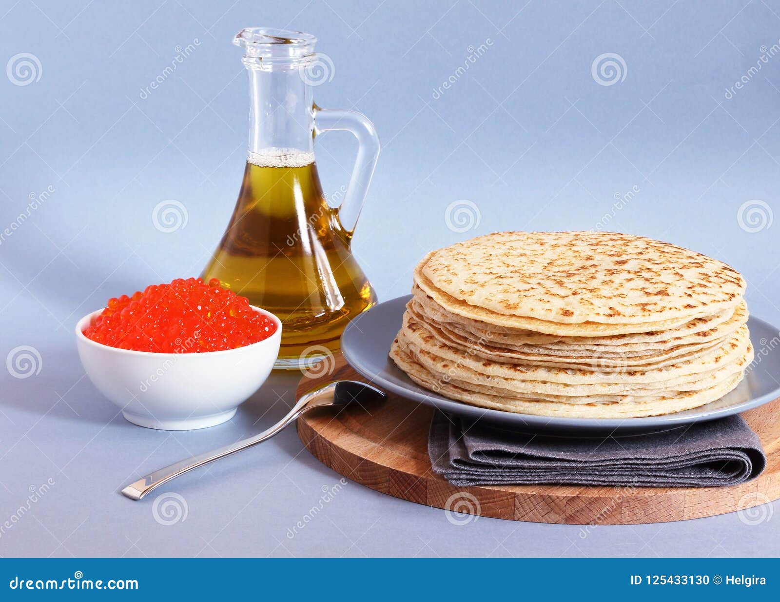 Crepes Tradicionales Para El Carnaval De La Primavera Foto de archivo ...