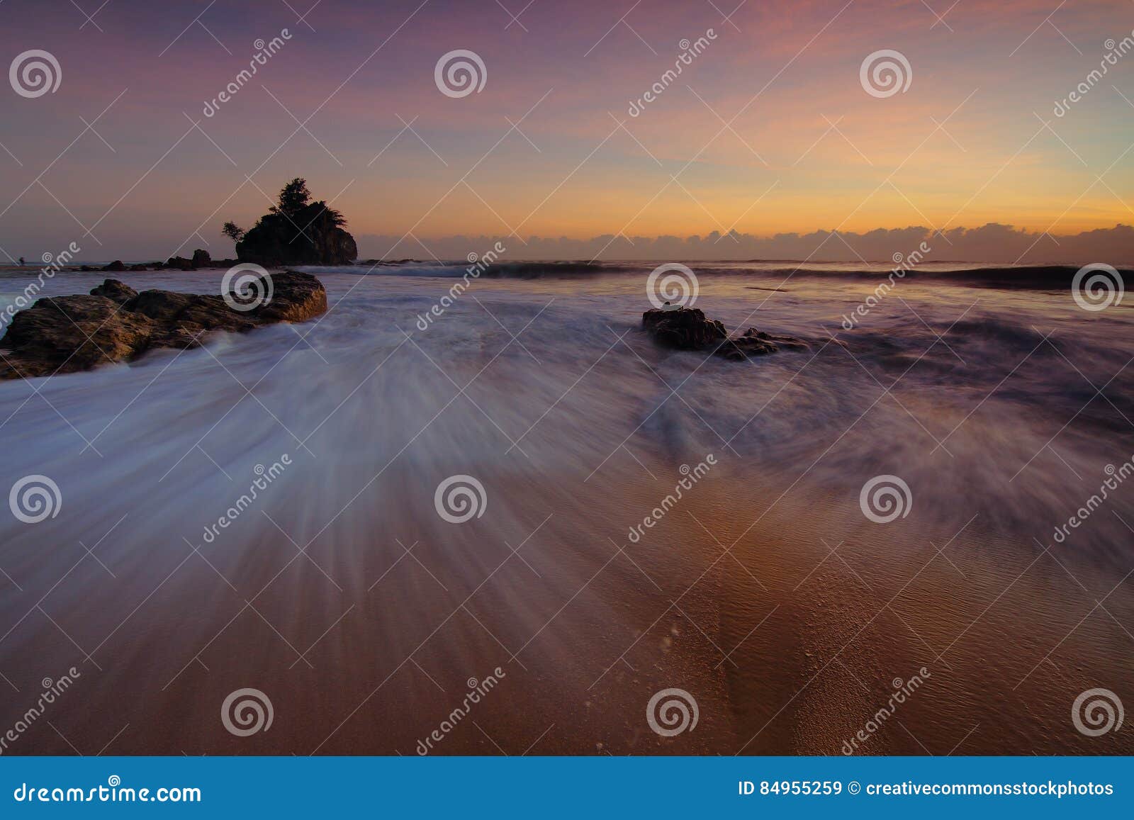 Crepuscolo In Mare Immagine. Immagine: 84955259