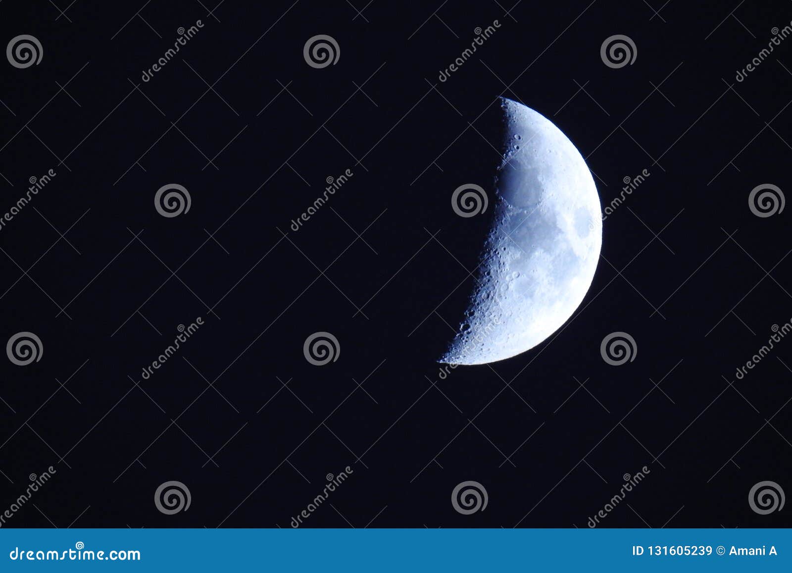 Crescent Moon - November 14 2018 - UK Stock Image - Image of dark ...