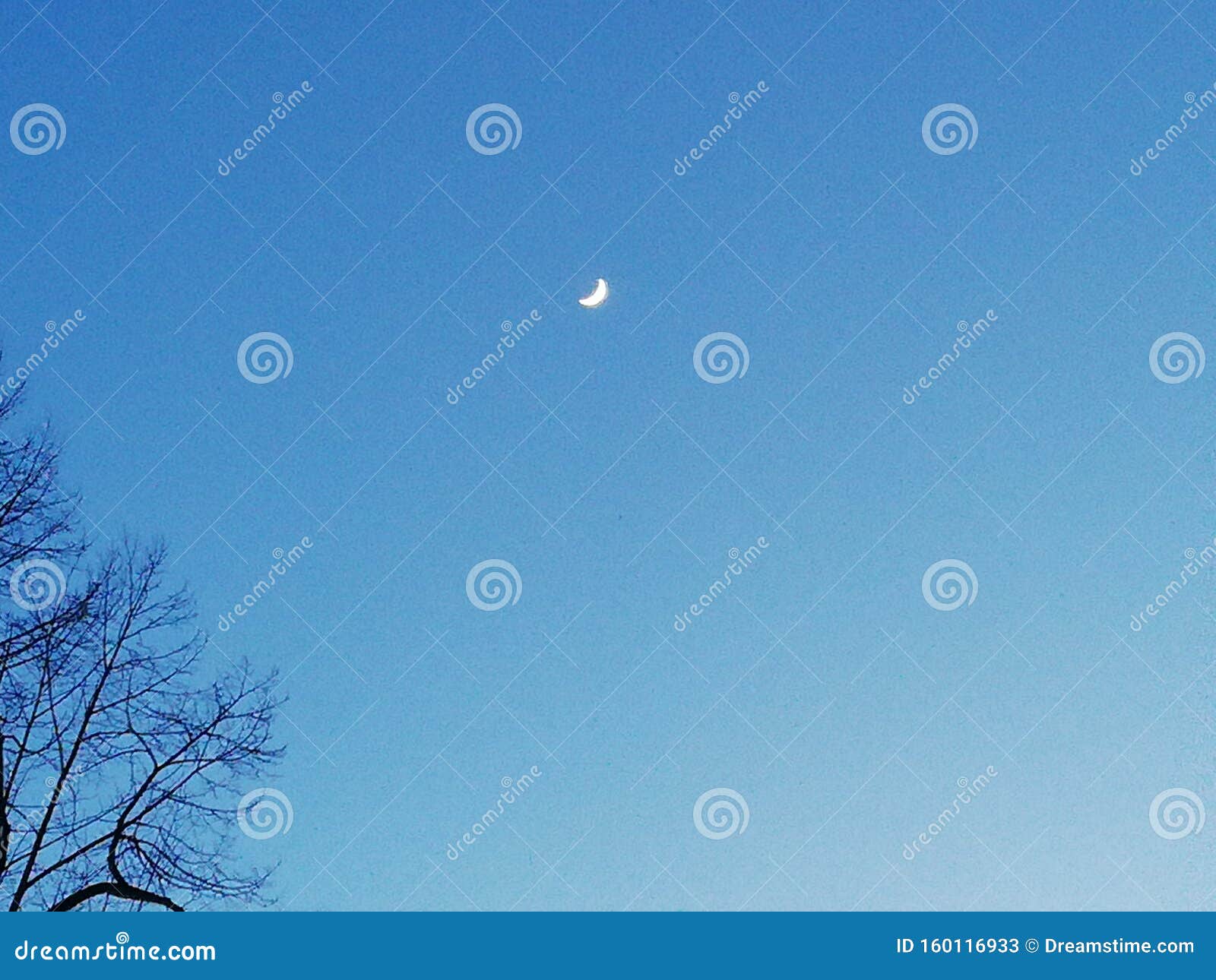 Crescent moon stock image. Image of night, white, crescent - 160116933
