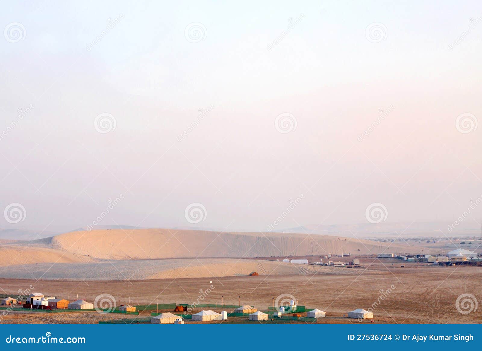 Crescent Shaped Barchan Dune in Qatar Stock Photo - Image of barren ...