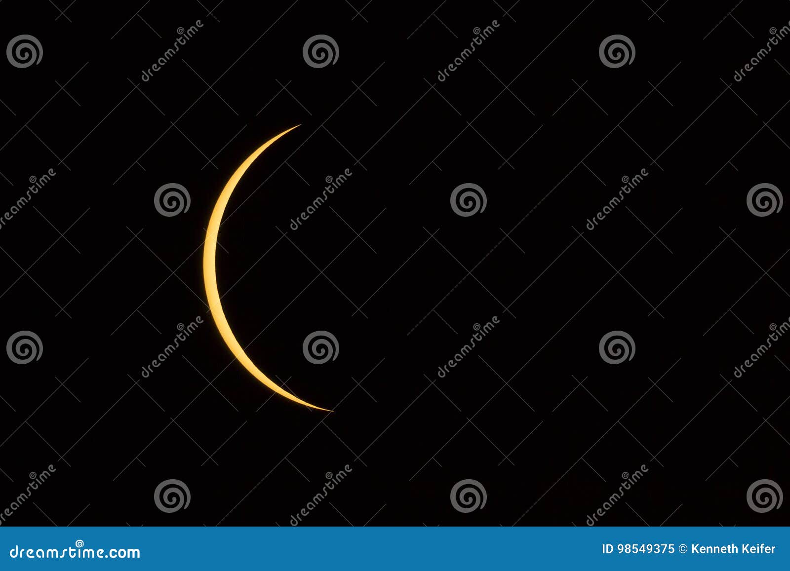 Crescent Sun during Eclipse Stock Image - Image of astrophotography ...