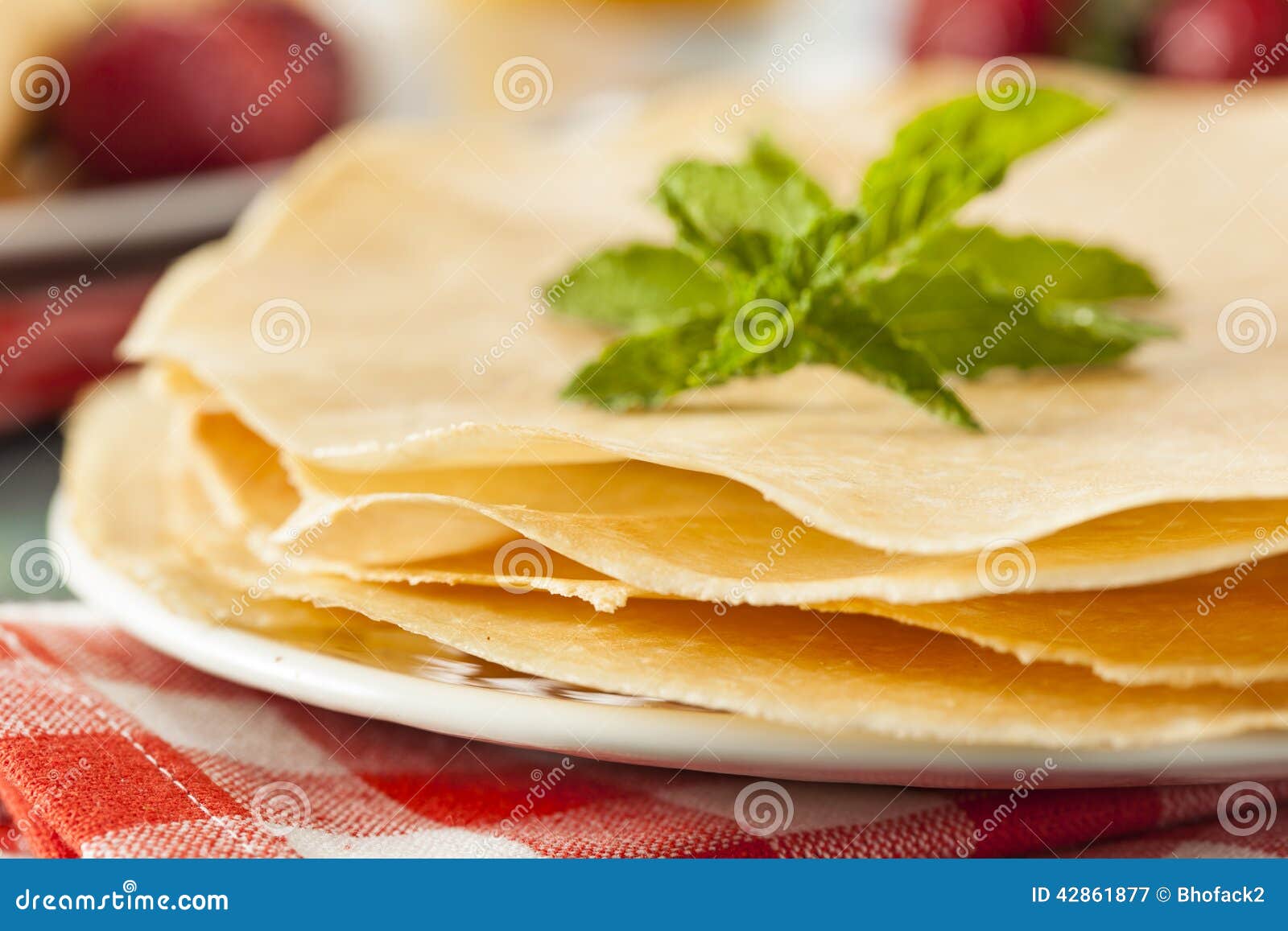 Crespones Franceses Hechos En Casa Deliciosos Imagen de archivo ...