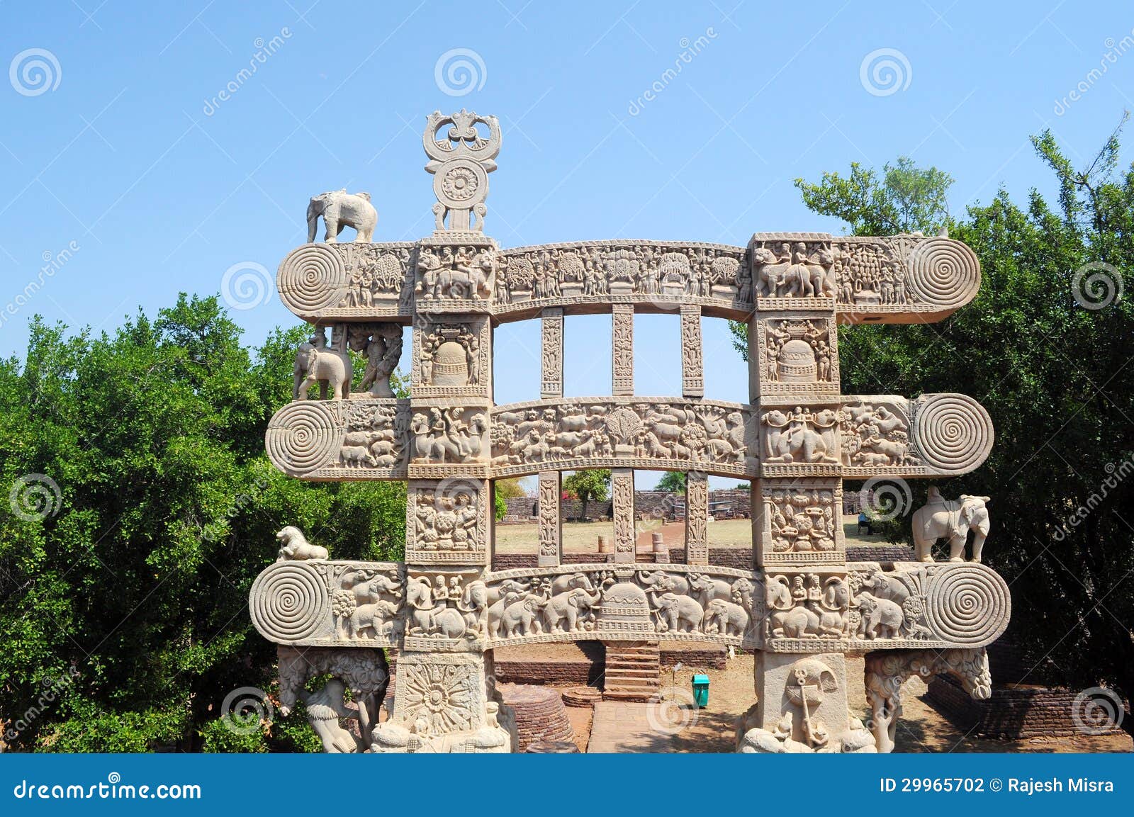 Sanchi gate stock photo. Image of monastery, stone, sanchi - 29965702