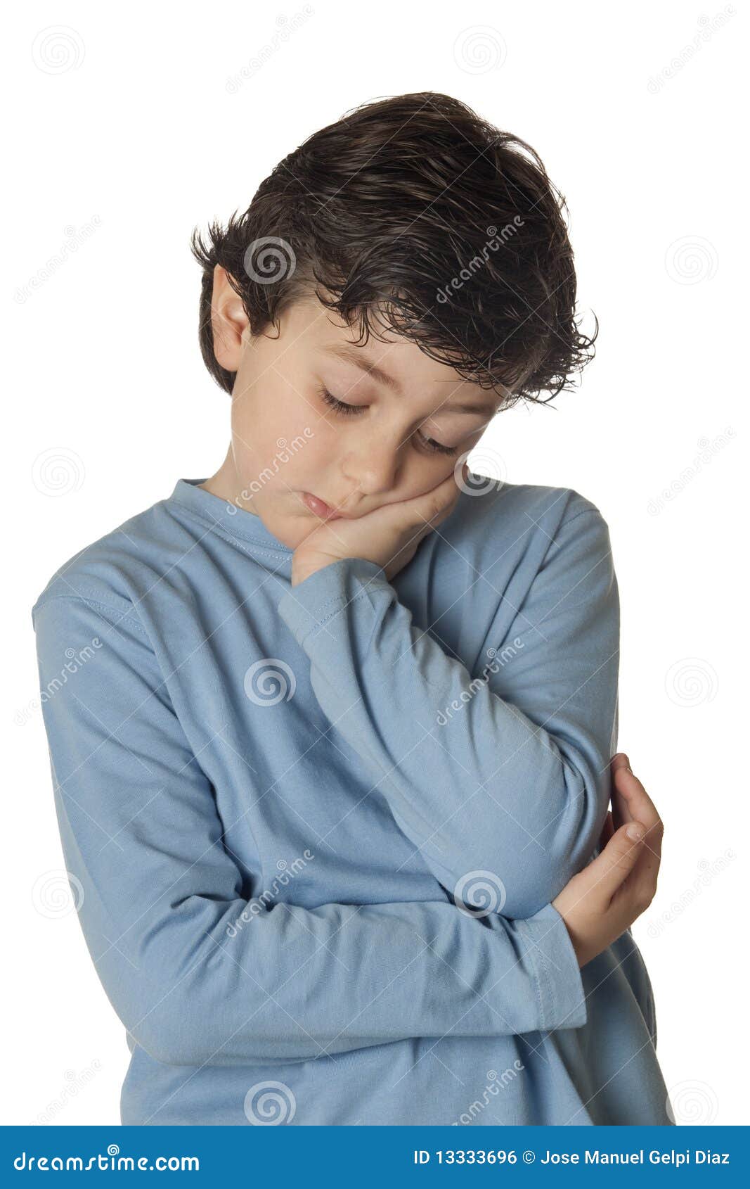 Criança Triste Com Camisa Azul Foto de Stock - Imagem de prole, fundo ...
