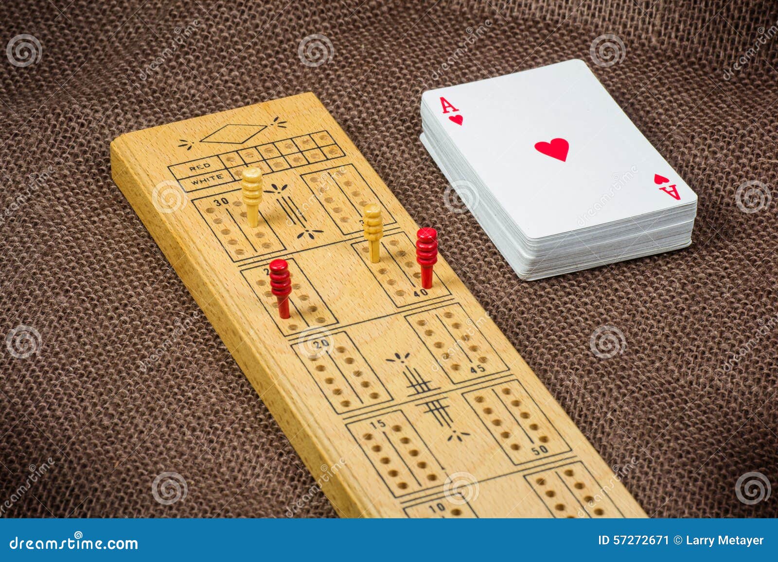 Cribbage Board and Cards stock image. Image of entertainment - 57272671