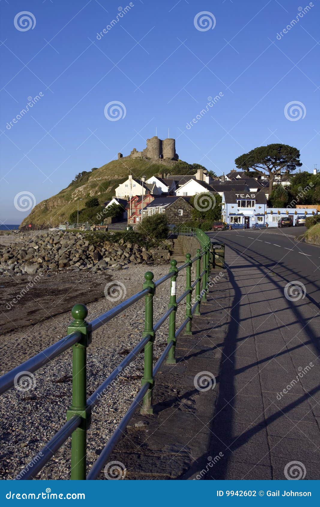 Criccieth Castle stock photo. Image of beach, cadw, castle - 9942602