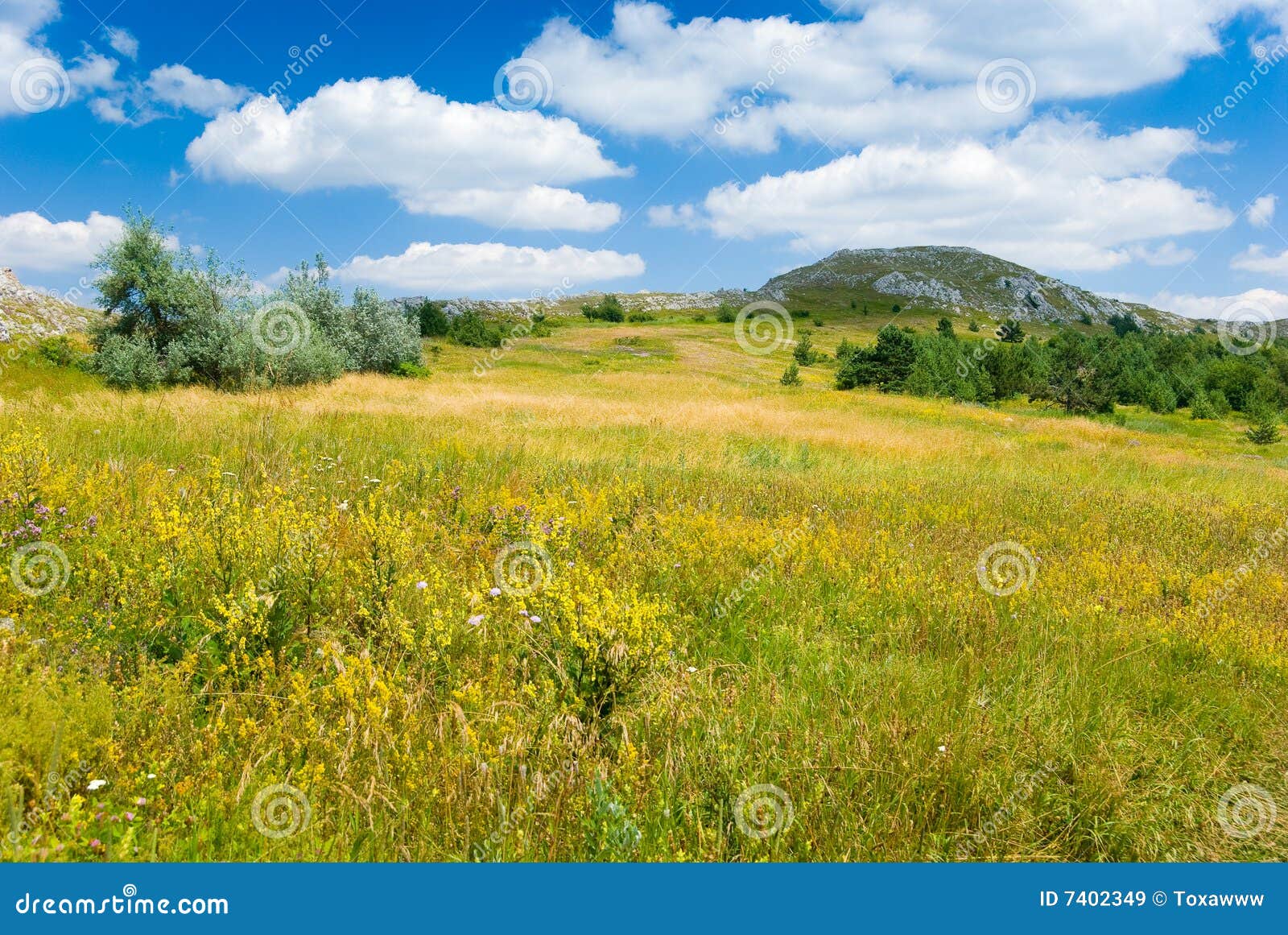 Crimea mountains stock image. Image of clouds, meadow - 7402349