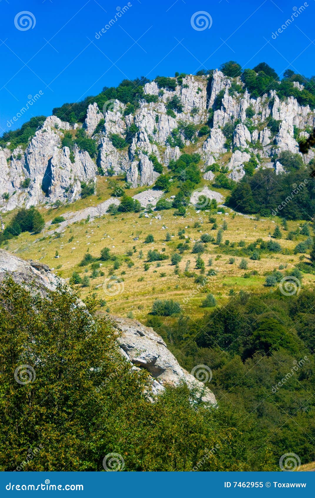 Crimea mountains stock image. Image of beauty, range, scenic - 7462955