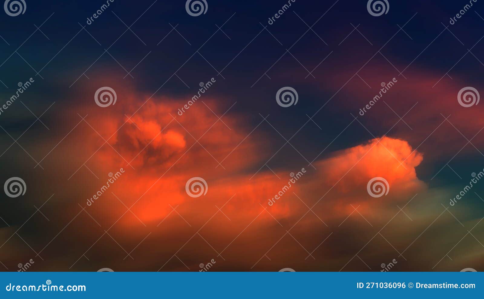 Crimson Dramatic Sky before Rain, Motion Blur Panorama. Disturbing ...