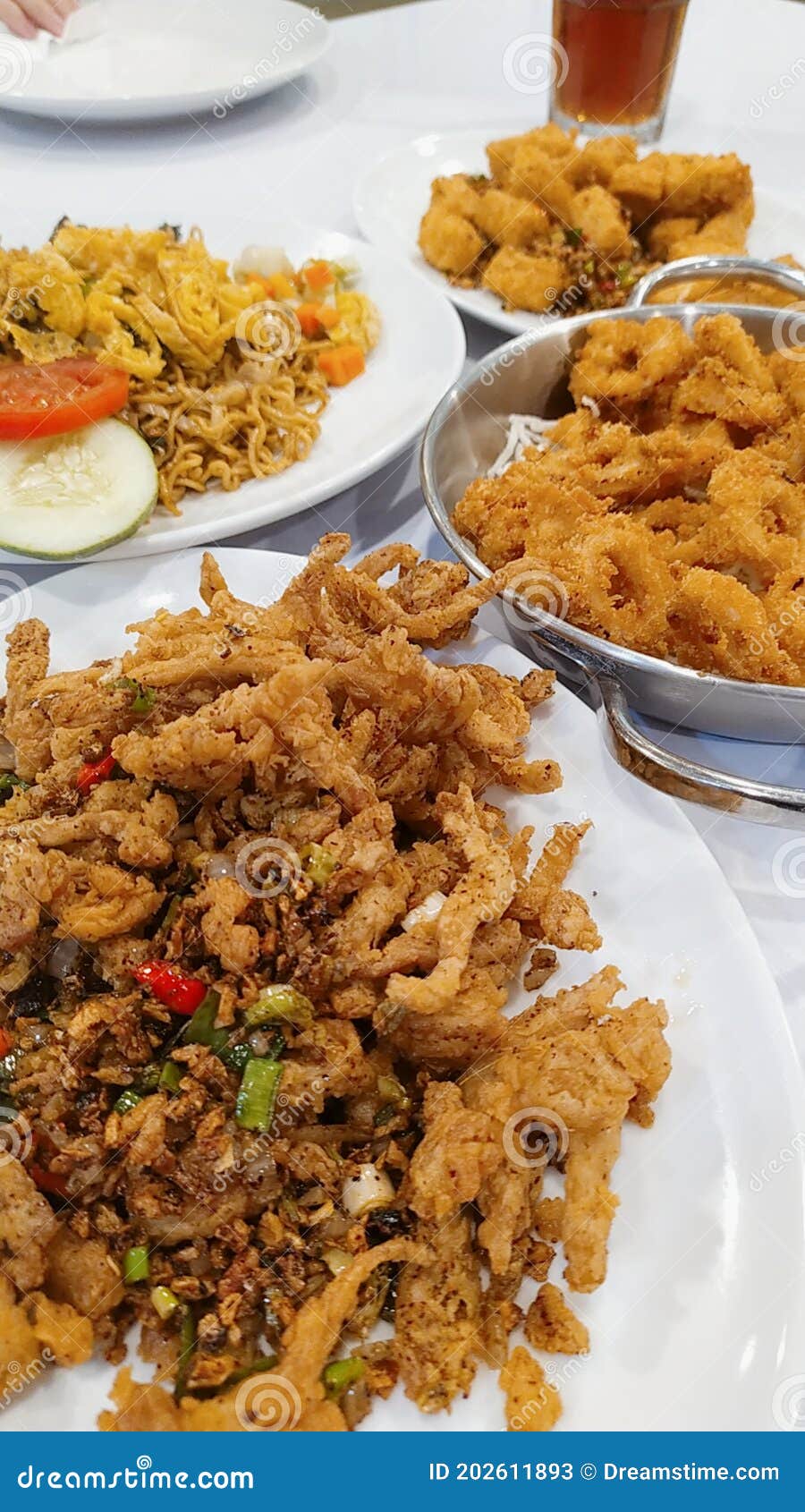 Crispy crunchy dinner stock image. Image of produce - 202611893