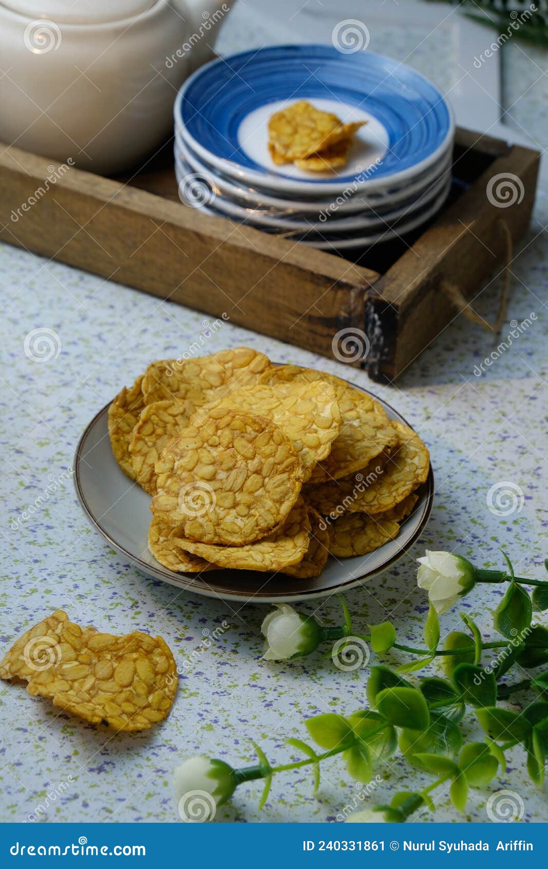 Crispy Kerepek Tempe on Grey Background Stock Image - Image of tempe ...