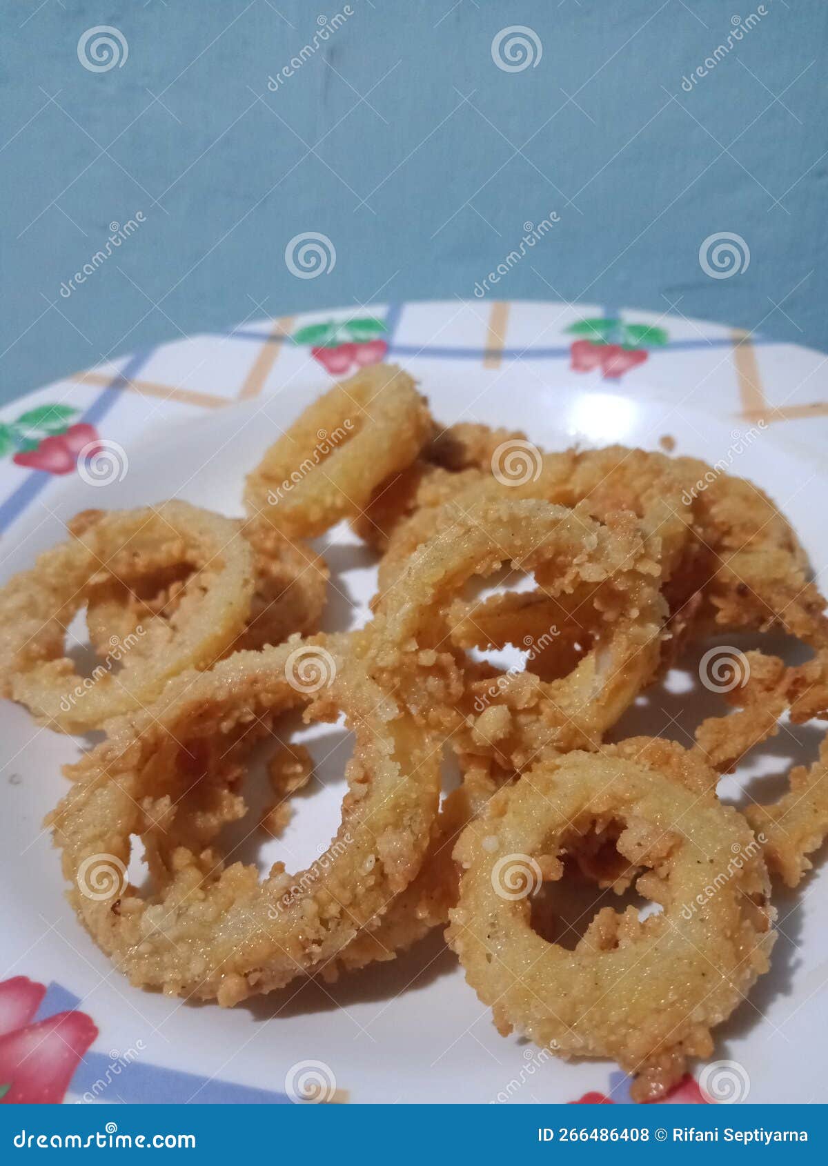 Crispy Onion Ring Simple My Favorit Snack Stock Photo - Image of onion ...