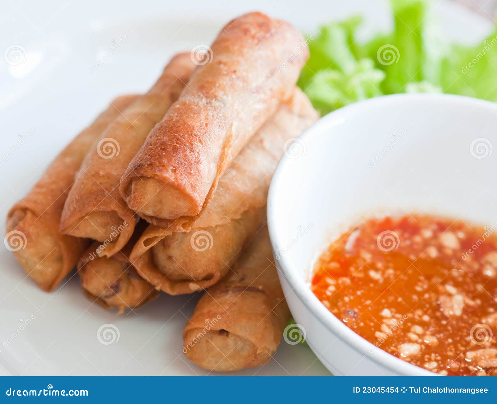 Crispy Spring Roll With Fresh Vegetable And Sweet Chili Sauce On Wooden ...