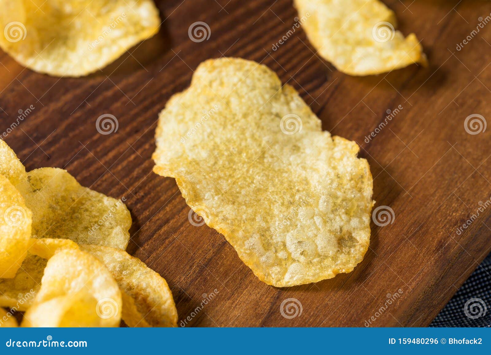Crispy Thin Ghee Dosa With Sambar, Coconut Chutney And Molaha Podi ...