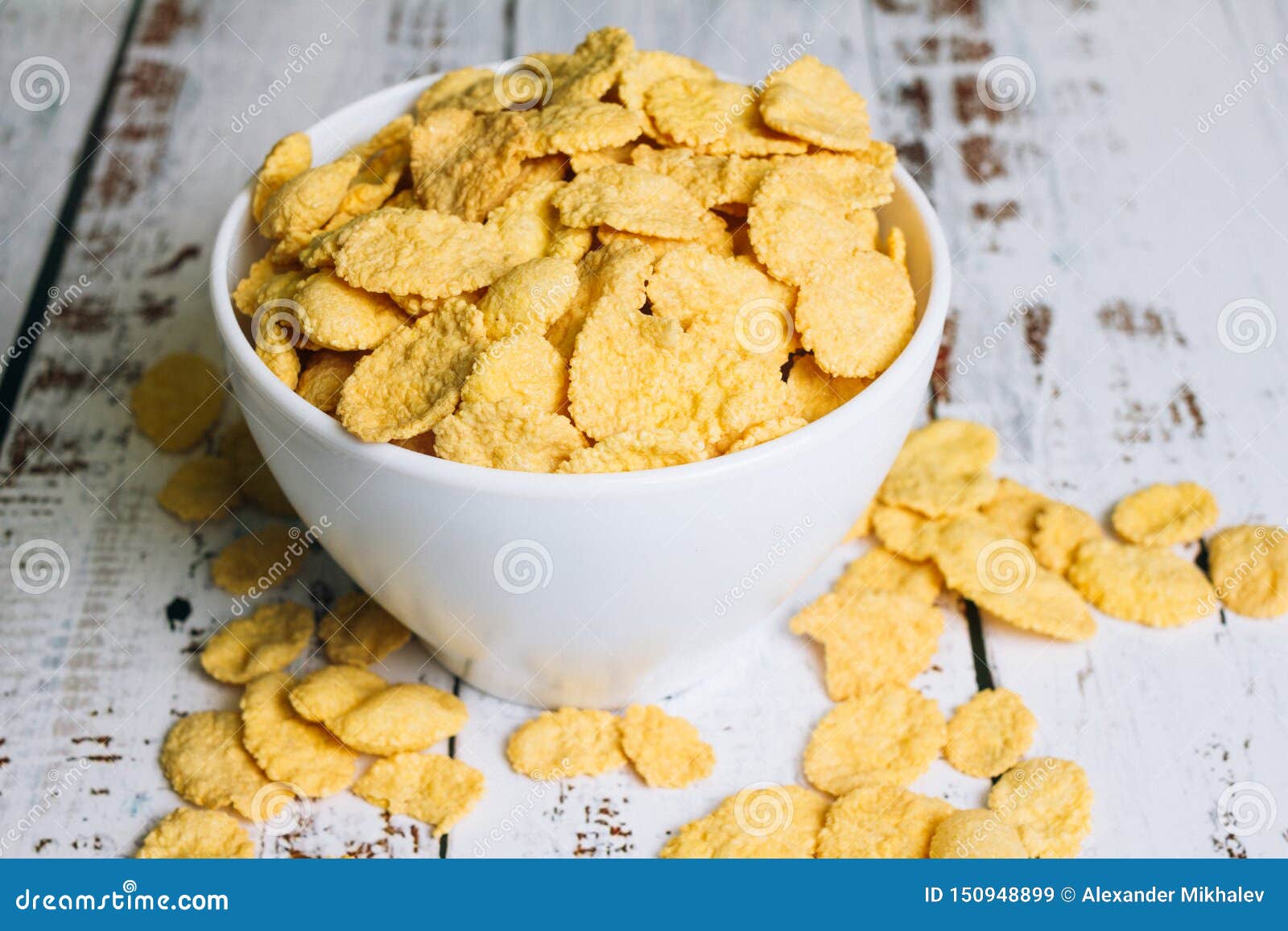The Crispy Cornflakes in a Bowl Stock Image - Image of eating ...