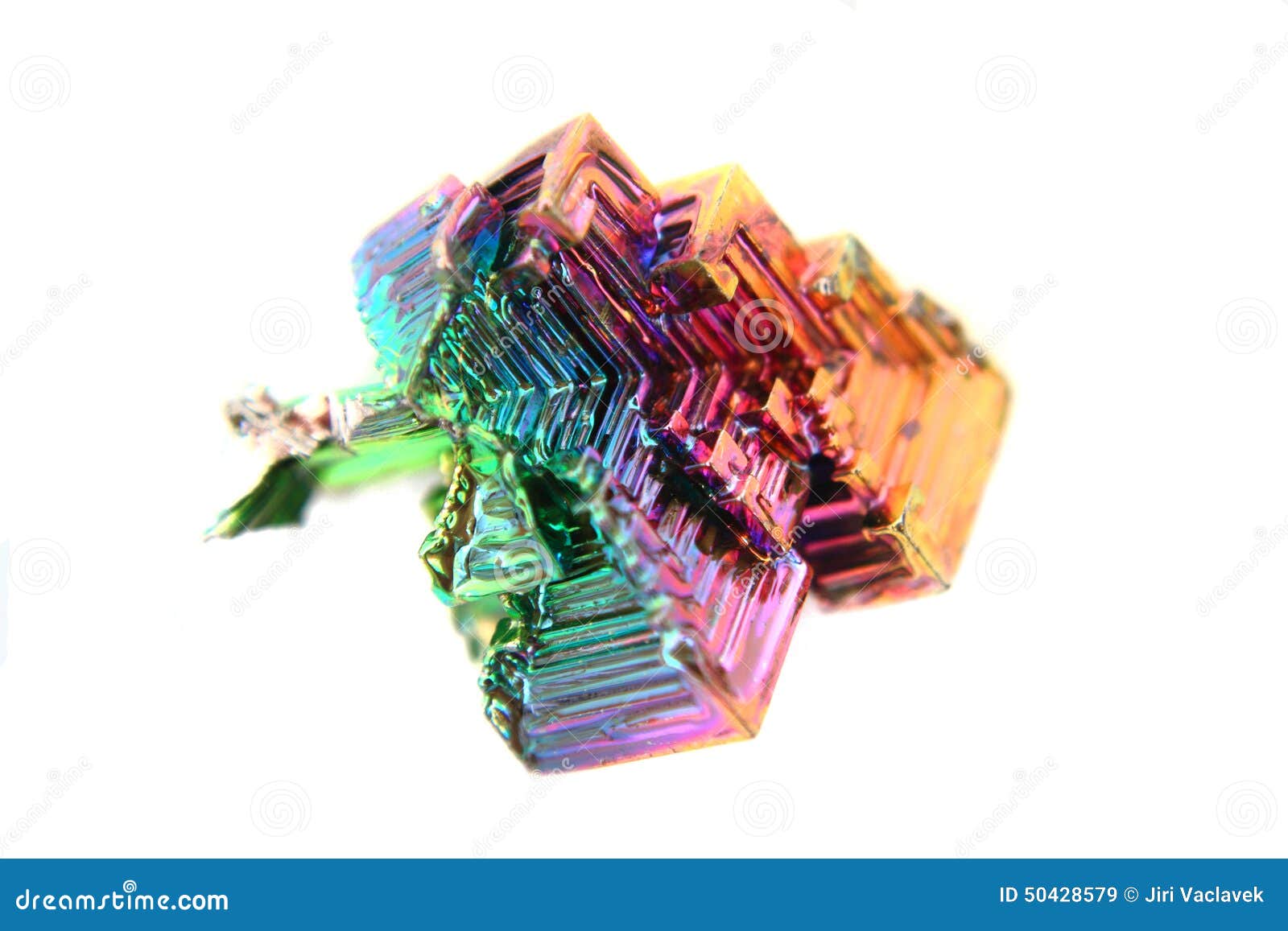 Cristal Del Bismuto Del Color Aislado Imagen de archivo - Imagen de ...