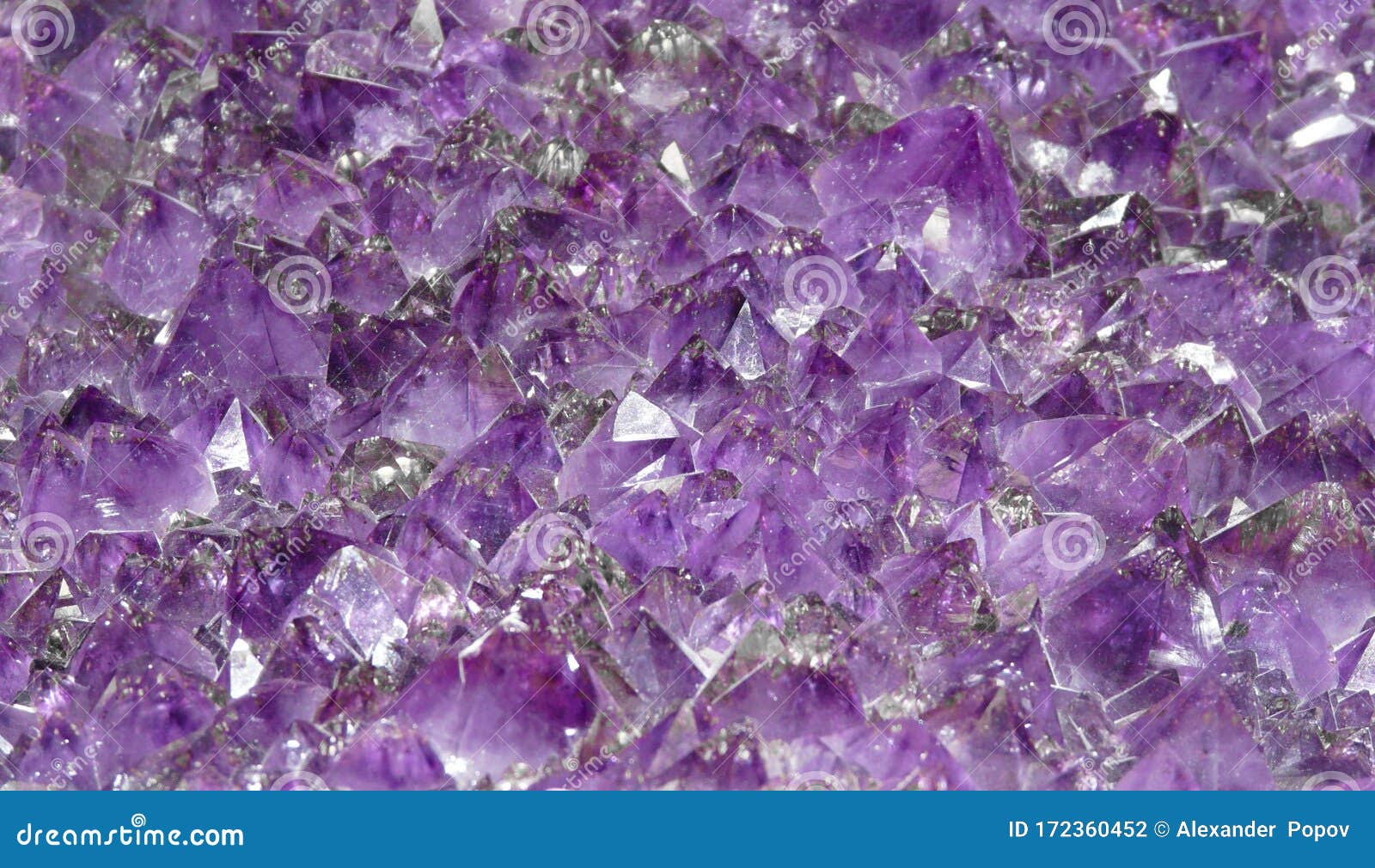 Cristaux De Spath Fluor En Pierre Photo stock - Image du bijou, isolement: 172360452