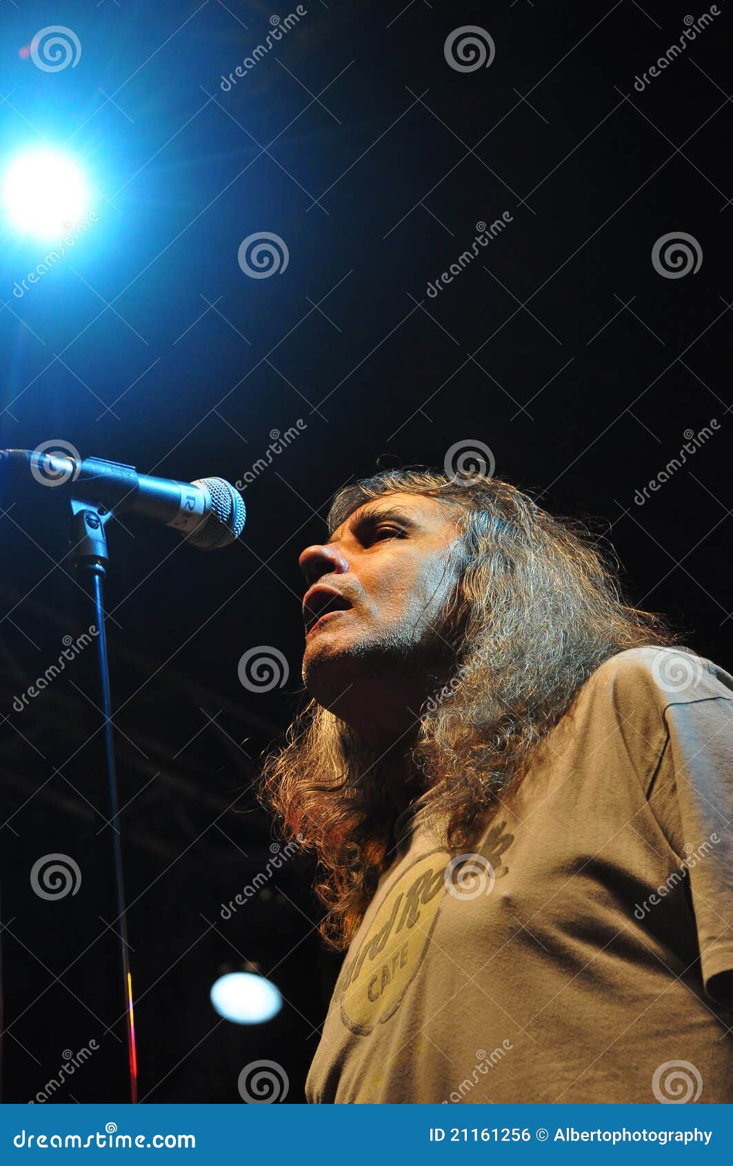 Cristi Minculescu - Iris Lead Singer Editorial Photo - Image of singing ...