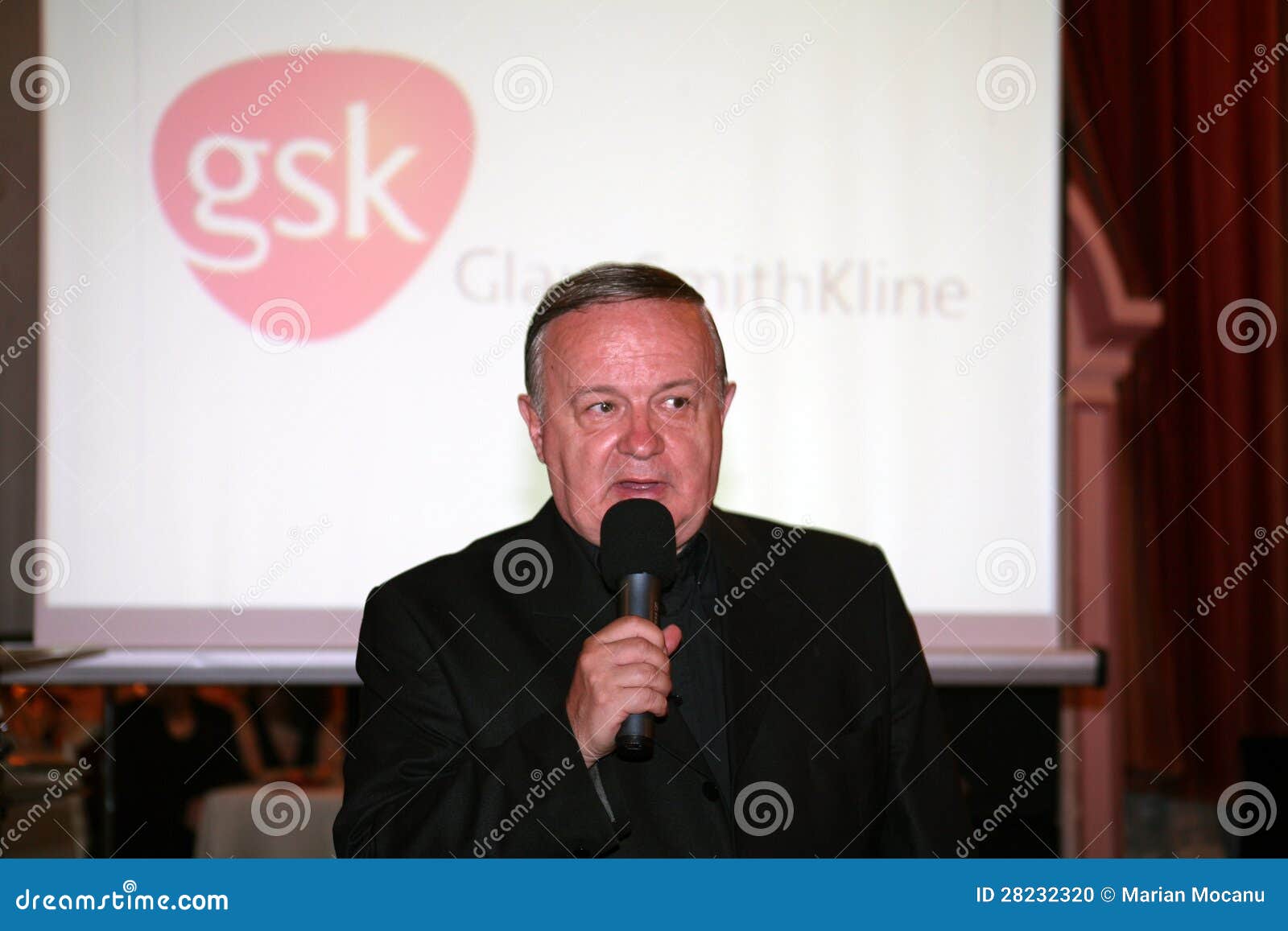 Cristian Topescu redactionele afbeelding. Image of weinig - 28232320