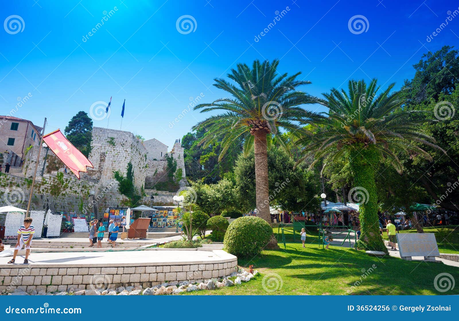 Croacia, Rab Island foto editorial. Imagen de verano - 36524256